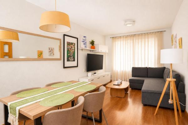 Apartamento Centro De Murcia - 6 Plazas - Check In Autónomo - Murcia
