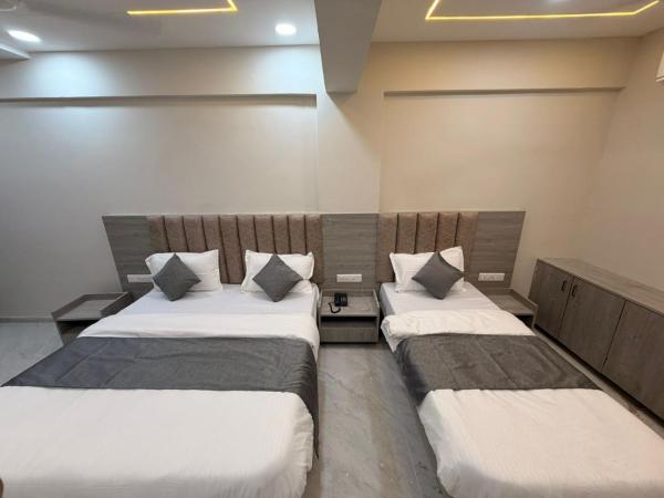 Hotel J K Town - Ahmedabad