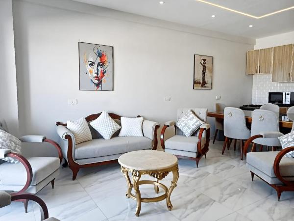 Sea View Central Luxury Apartment 212 - Hurghada