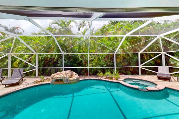 5611 Eastwood Dr - Fort Pierce, FL