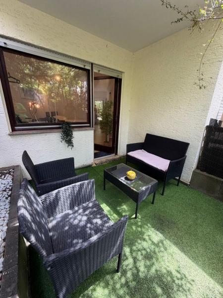 Modern Garden Apartment Private Entrance - Leinfelden-Echterdingen