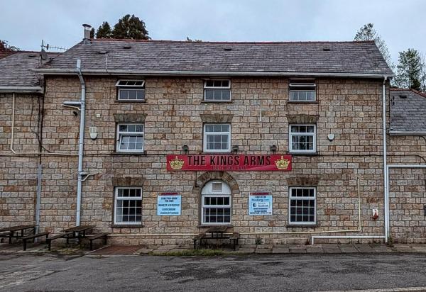 Kings Arms Guest House Ebbw Vale - Crickhowell