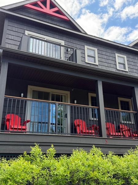Deluxe Lodge Lakefront On Lake George #3 - Lake George, NY