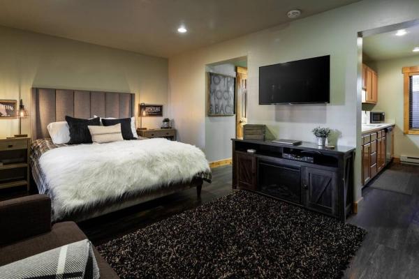 Hillside Haven - Steamboat Springs, CO
