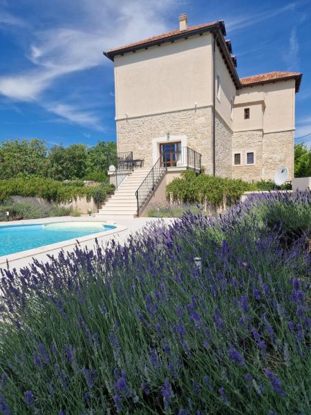 Luxury Villa Marija - Rustic Villa With Pool And Sauna - Skradin