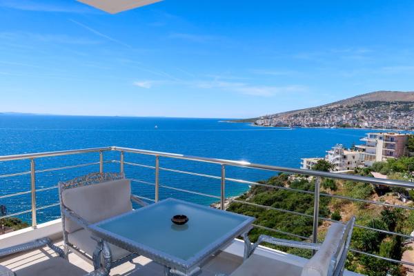 Lorenso Guest House - Saranda