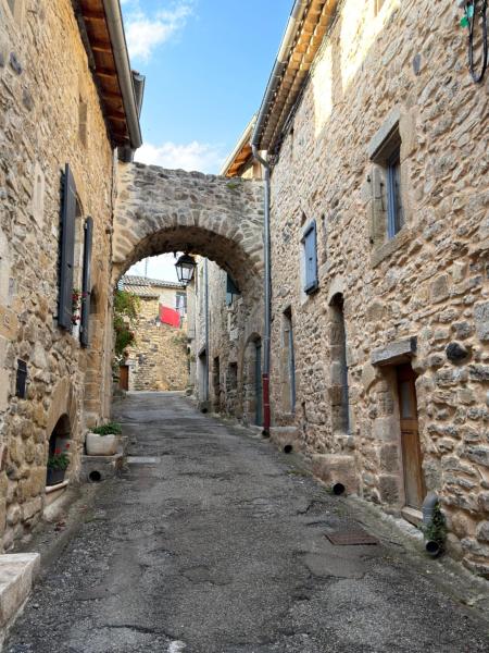 Maison En Pierre Climatisée - Village Ardéchois - Privas