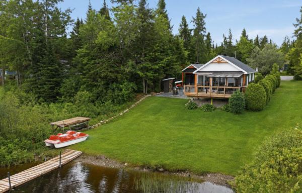232 On The Lake, Spa, Ski, Golf, Snowmobile - New England