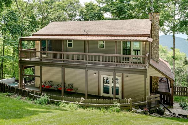 Shenandoah Np Escape W/ Deck: Hike, Soak + Fish - Stanley, VA