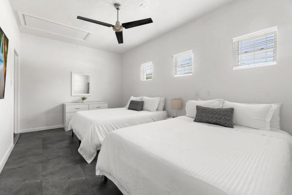 Budget-friendly Home Deep Ellum Downtown Dallas Sleeps 16 - 達拉斯