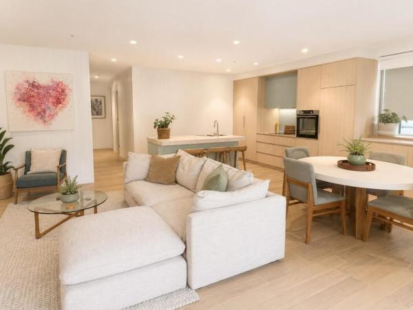 The Terrace Pet Friendly, 150m To Shops, Sleeps 4 - 절롱