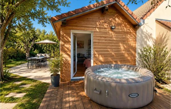 Grande Maison Avec Jacuzzi - Seine-Saint-Denis