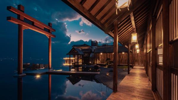 Dali Yinli Mid Mountain Sunset Seaview Chinese Courtyard(eehai Webbi Village) - Dali