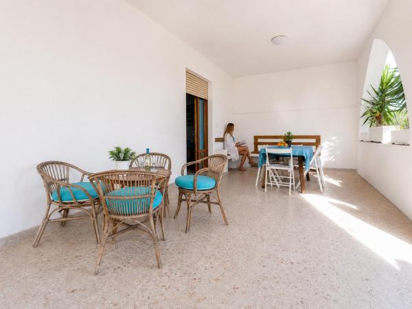 Family Holiday House By The Sea - Siniscola