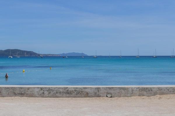Plage à 20 M - Grande Terrasse - Parking Privé - Roquefort-la-Bédoule