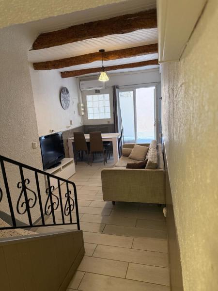 Maison De Village Avec Terrasse 2 Chambres Et Climatisation - Bessan