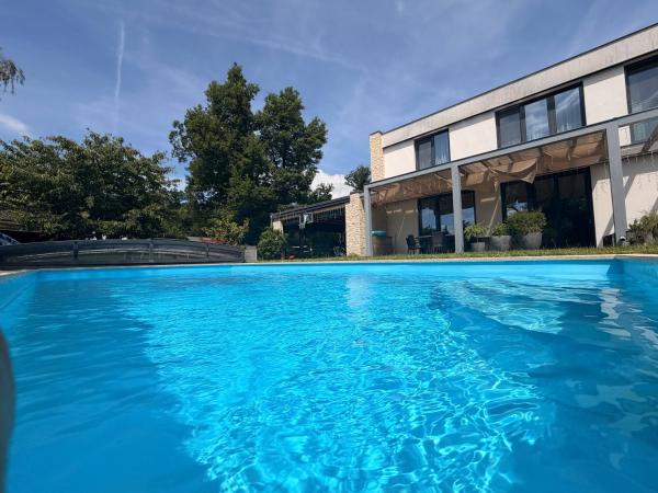 Lilac Luxury Villa Prague - Czech Republic