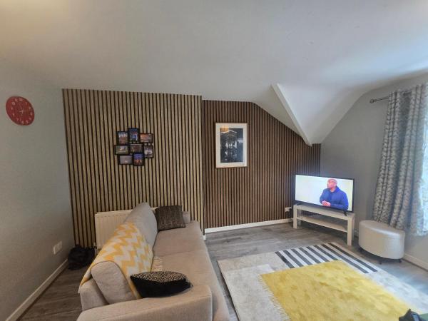 Alexandra Park Apartments - Crusaders FC