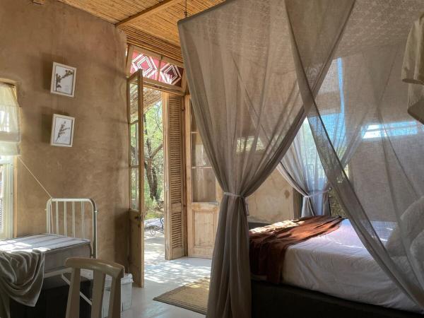 Strooi Kooi - Unique Strawbale Cottage - Calitzdorp