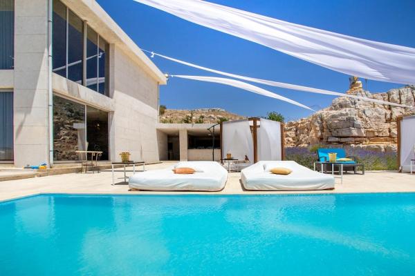 Hacienda 888 - Lebanon