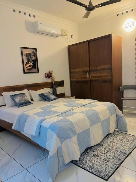 Vbh Villa Vaikundam Non Ac Room - Guruvayur