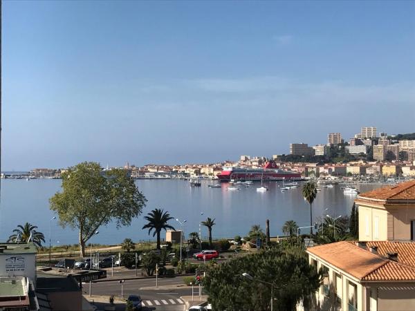 F2, Entrée De Ville, Ajaccio - Ajaccio