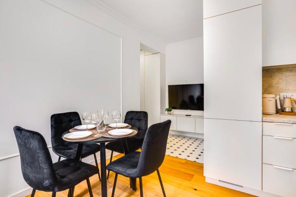 Szmaragd & Grafit Apartament 5 Min Od Starego Rynku - Poznań