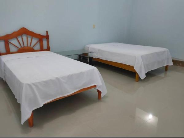 Hostal El Bosque - Pedernales