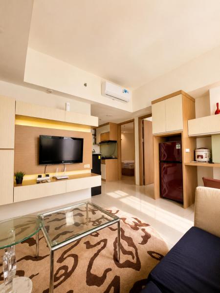 2br Cozy Modern Pool View Bogor Icon By Navastay - Indonesia