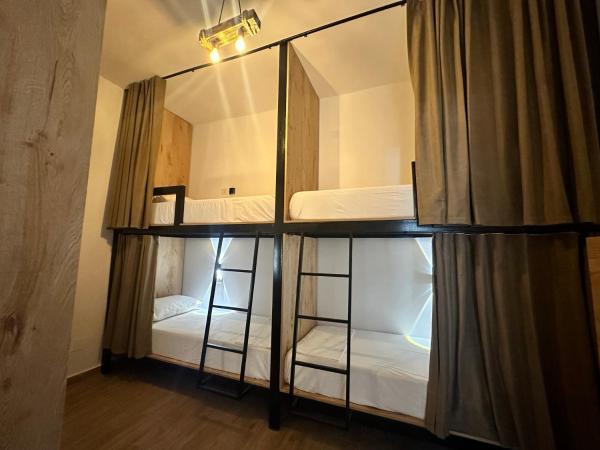 Bume's Hostel - Sarandë