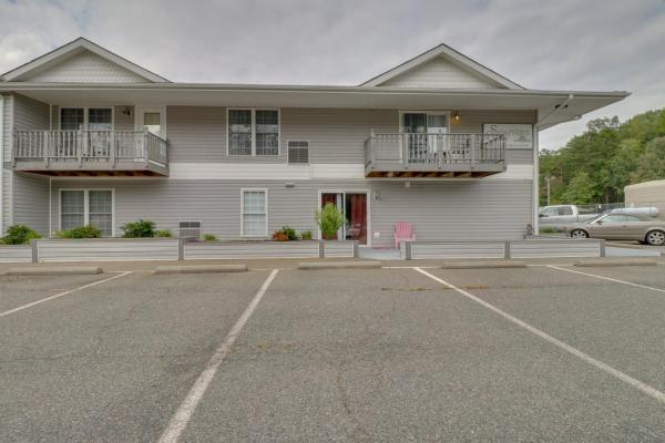 Second-floor Condo With Full Kitchen, Washer/dryer, Central Ac, & Boat Slip Use - Lake Anna State Park, Spotsylvania Courthouse