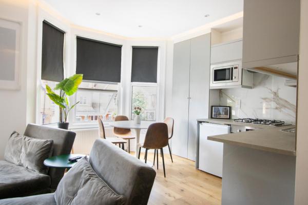 Best In Class - London, Harrow - Uxbridge