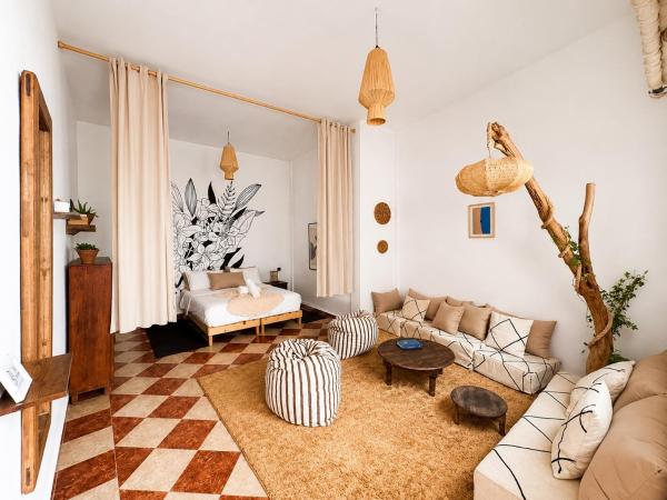 Medina Lofty Art Apartment & Sauna Fibre-optic - Essaouira