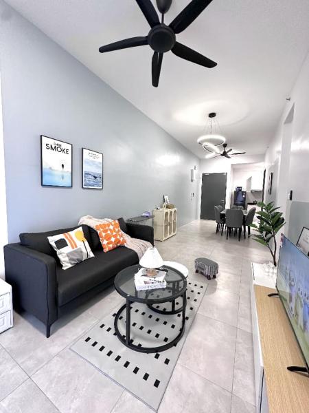Aston Acacia 3 Bedroom Suite By Jovial - 부킷 머르따잠