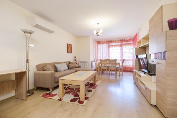 Central 2-bedroom Apt - Plovdiv