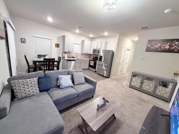 Cozy Retreat - Green Acres Golf and Games - San Antonio