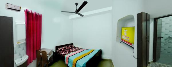 Railviewtouristhome - Varkala