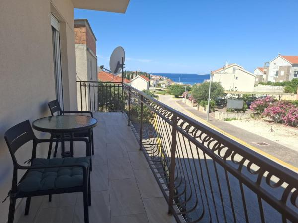 Apartments Dalmati - Primošten