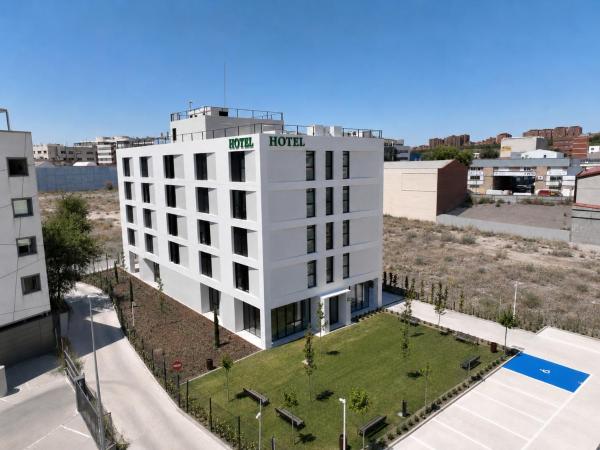 Hotel Bienvenido - Pinto