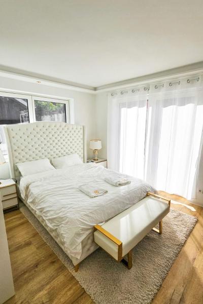 Apartment Mit Infinity-pool By Interhome - Unterhaching