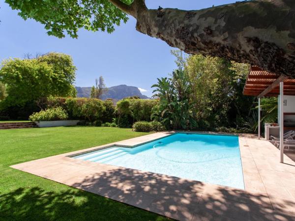The Barn Style Cottage - Claremont