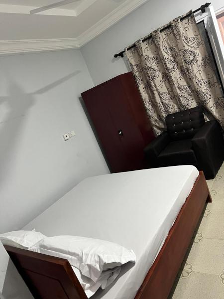 Esthemers Royal Hotel - Kumasi