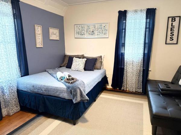 Su Dome And Downtown Room With Shared Common Spaces - Syracuse, NY