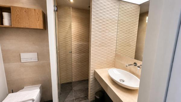 Homely! Skyview, Airport, Fair, Gym, Rooftop! - Frankfurt