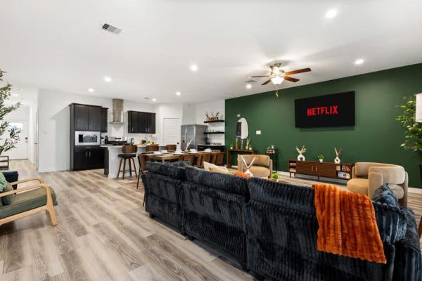 Gated 4bdr House 1gb Wd Near Airport Nrg - Pearland, TX