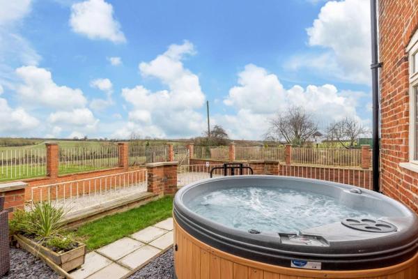 2 Bed In Newark Oc-91051 - Sherwood Forest