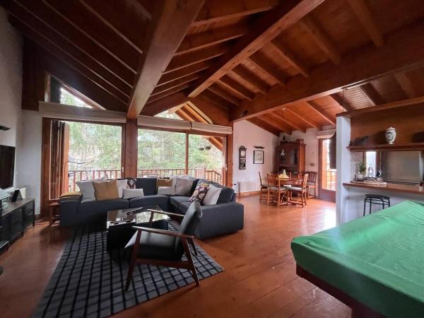 New Listing! House With Pool And Garden, Urús - Alp