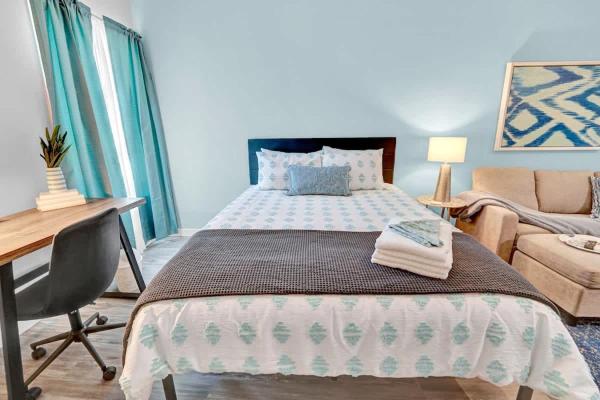 Seaside Escape 2 - Cozy Coastal Getaway With Patio - United States