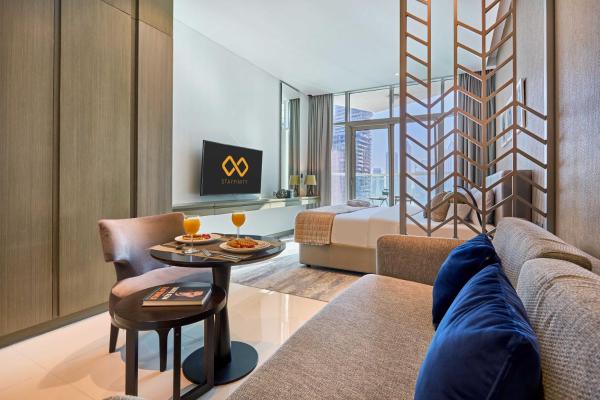 Five Star Canal View Studio Damac Maison Privé Business Bay Pool Spa And Valet By Stayfinity - Dubaï