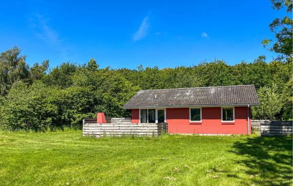 2 Bedroom Beautiful Home In Bindslev - Hirtshals